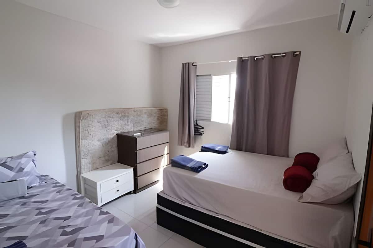 Apartamento Familiar | Ferro/tábua de engomar, Wi-fi grátis 