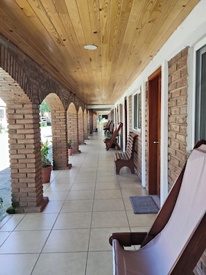 Quarto casal família, para não fumantes, vista para a montanha | Terraço/pátio