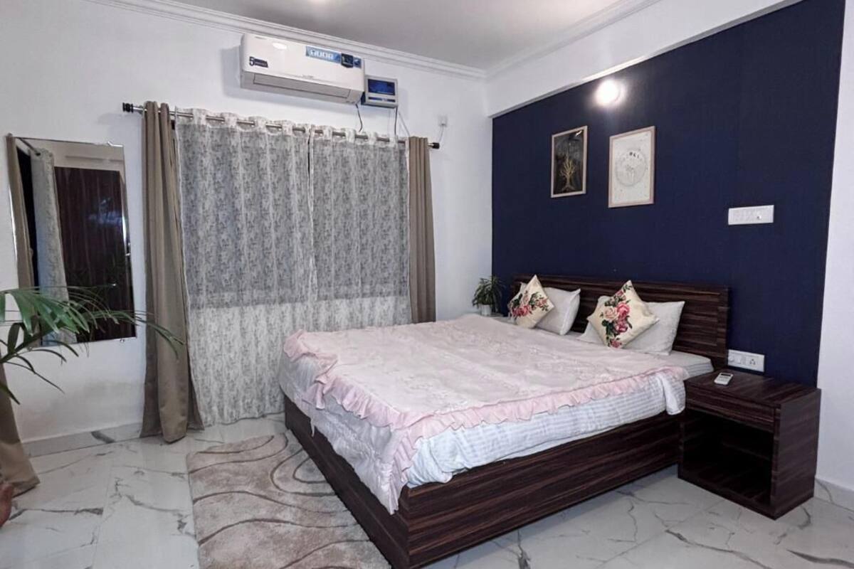 Suite Júnior | Secretária, Wi-fi grátis 