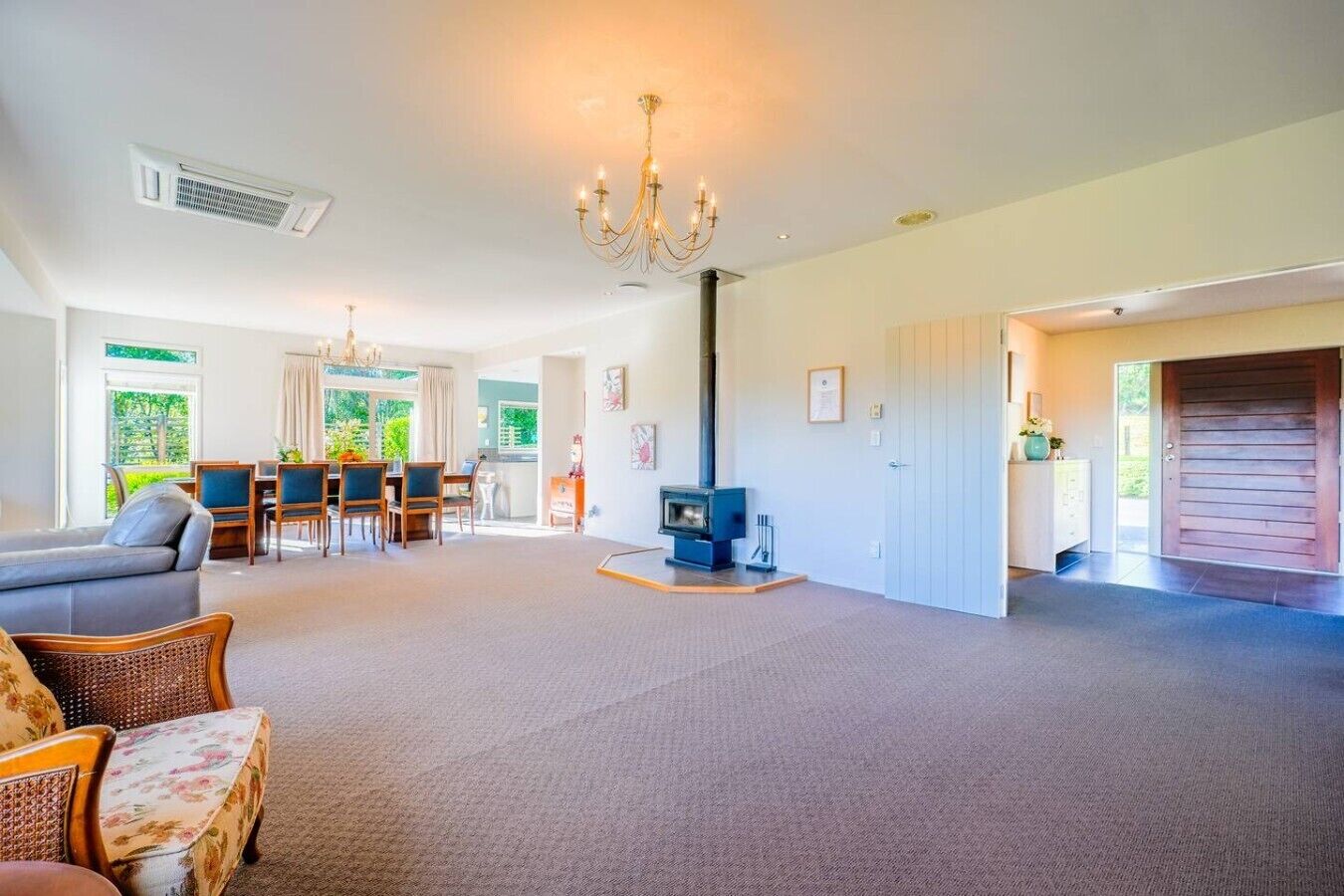 Stunning And Spacious 5-bedroom Home In Rotorua - Rotorua
