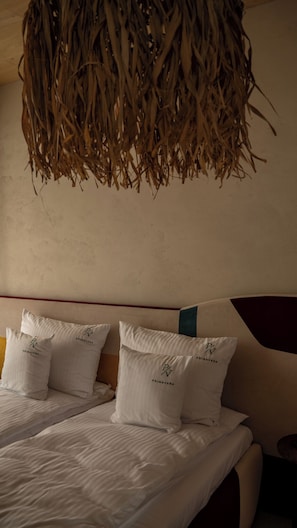Apartamento superluxo, ar-condicionado, vista para a montanha | Cortinas blackout, ferros/tábuas de passar roupa, Wi-Fi de cortesia