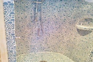 Quarto casal ou duplo luxo, vista para a piscina | Banheiro | Banheira e chuveiro separados, produtos de toalete grátis