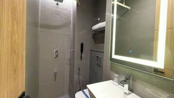 Quarto luxo | Banheiro