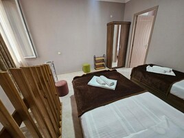 Casa Familiar | Ferro/tábua de engomar, Wi-fi grátis