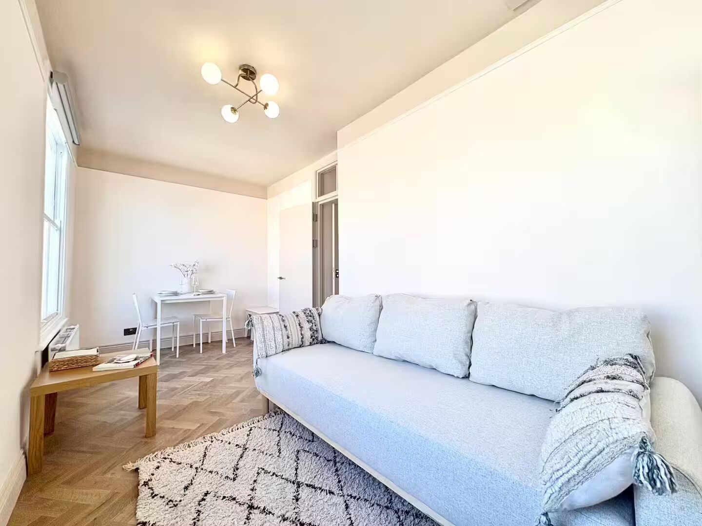 Elegant Notting Hill Apartment | Mid / Long Term Only - Notting Hill