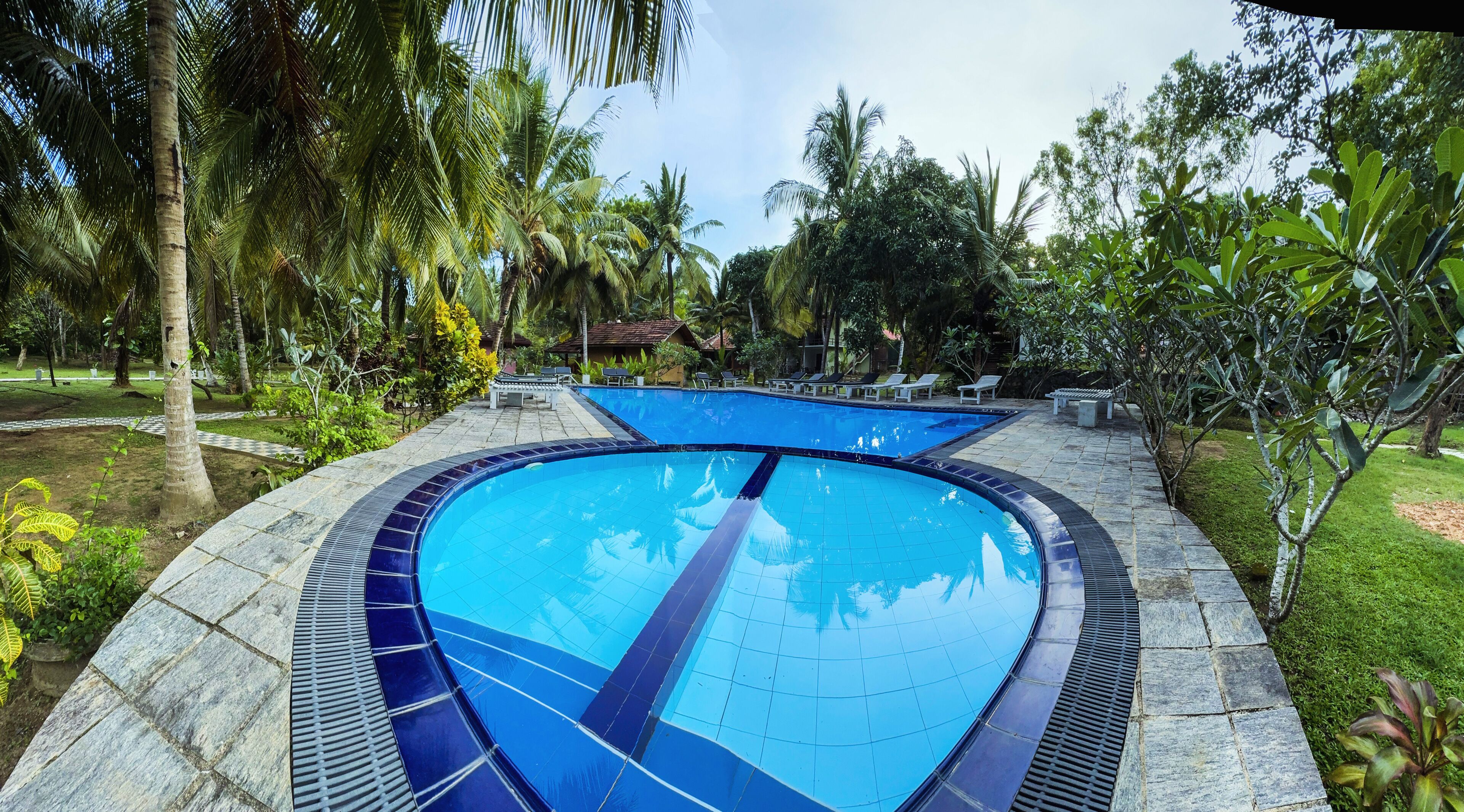 Piscina interna, piscina externa