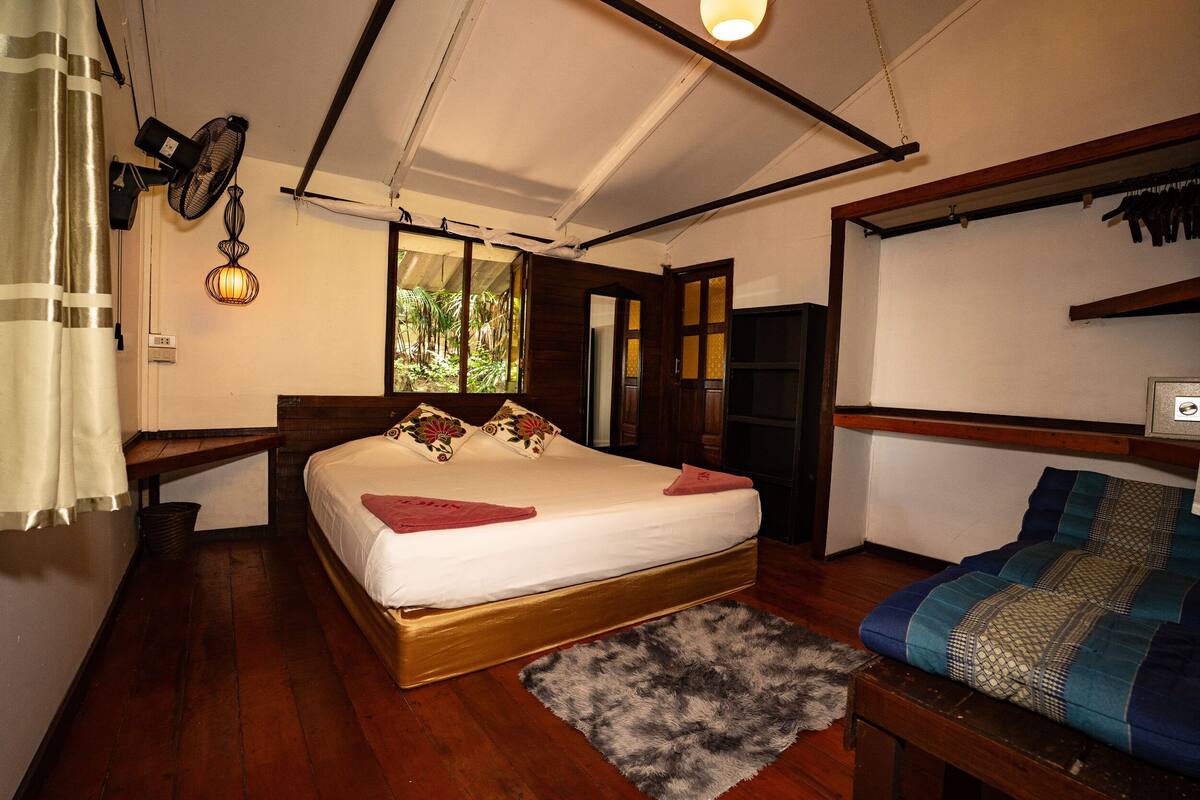 Casa na Árvore Clássica, vista para o jardim | Cofre no quarto, Wi-fi grátis, roupa de cama fornecida 