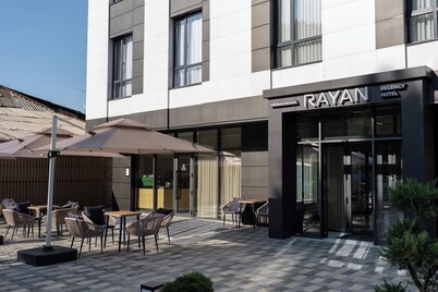 Rayan Regency Hotel 