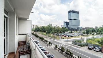 Estúdio, sacada, vista para a cidade | Sacada