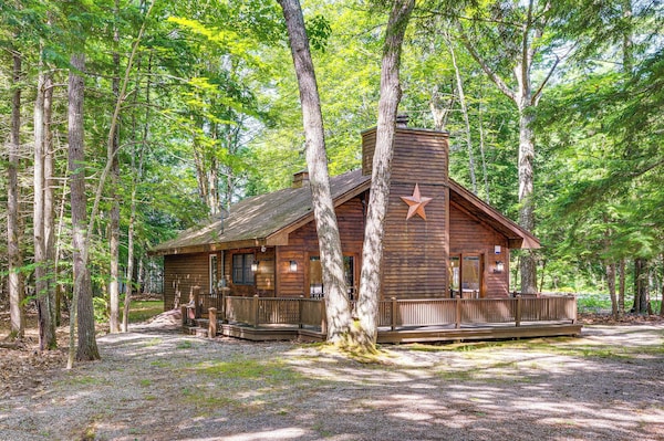 Near Beach & Trails! Lake Winnipesaukee Cabin - Moultonborough, NH