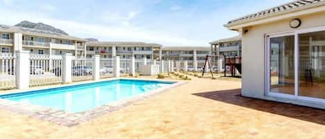 Apartamento, 2 quartos | Piscina | Piscina externa