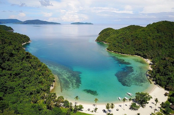 Secret Paradise Resort - San Vicente, Philippines