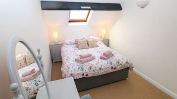 2 quartos, Wi-Fi de cortesia, individualmente decorados