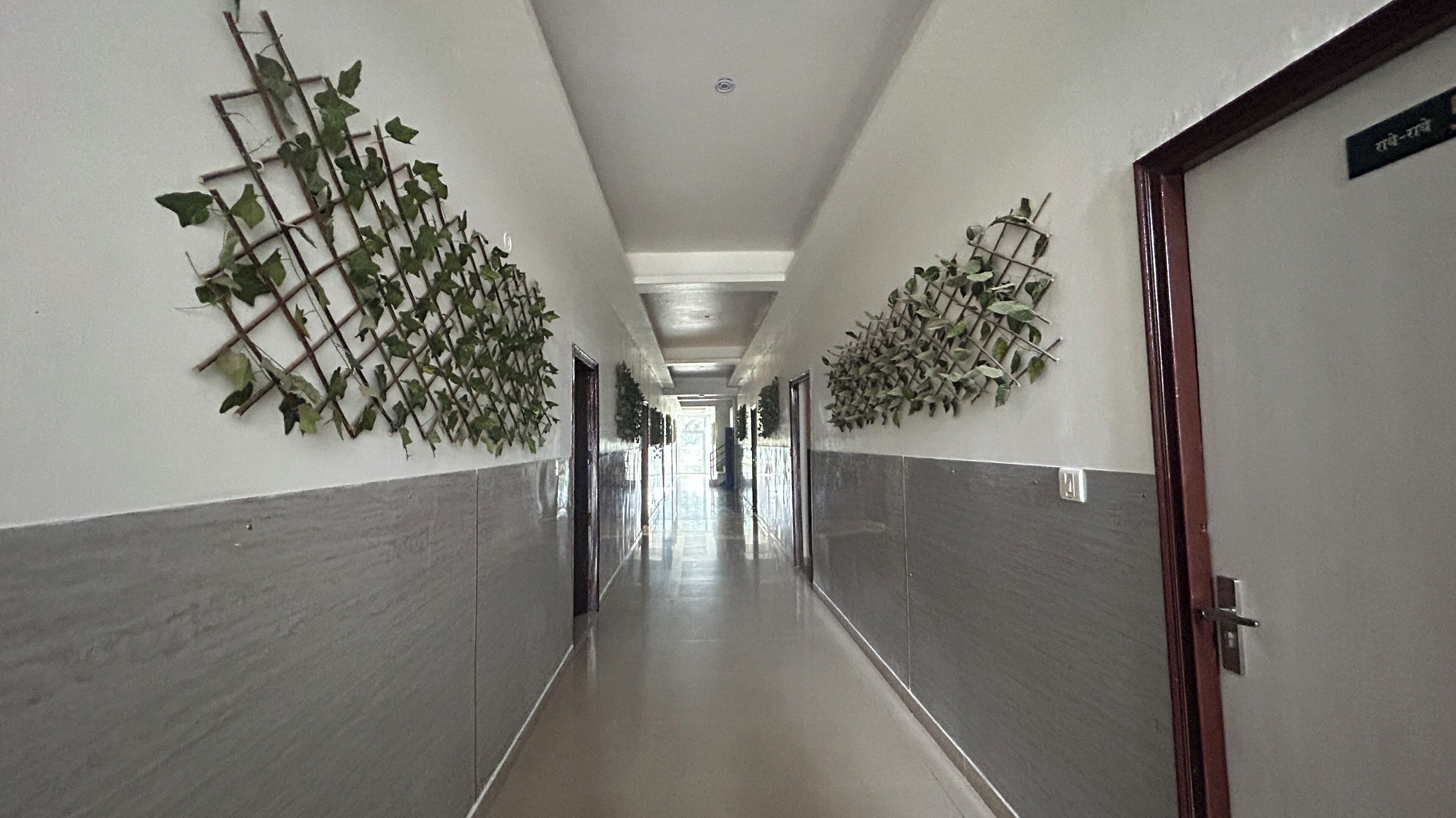 Suite Familiar, 2 quartos, varanda, vista para o jardim