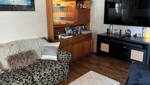 Cabana, 3 quartos, para fumantes, sacada | Sala de estar | Livros