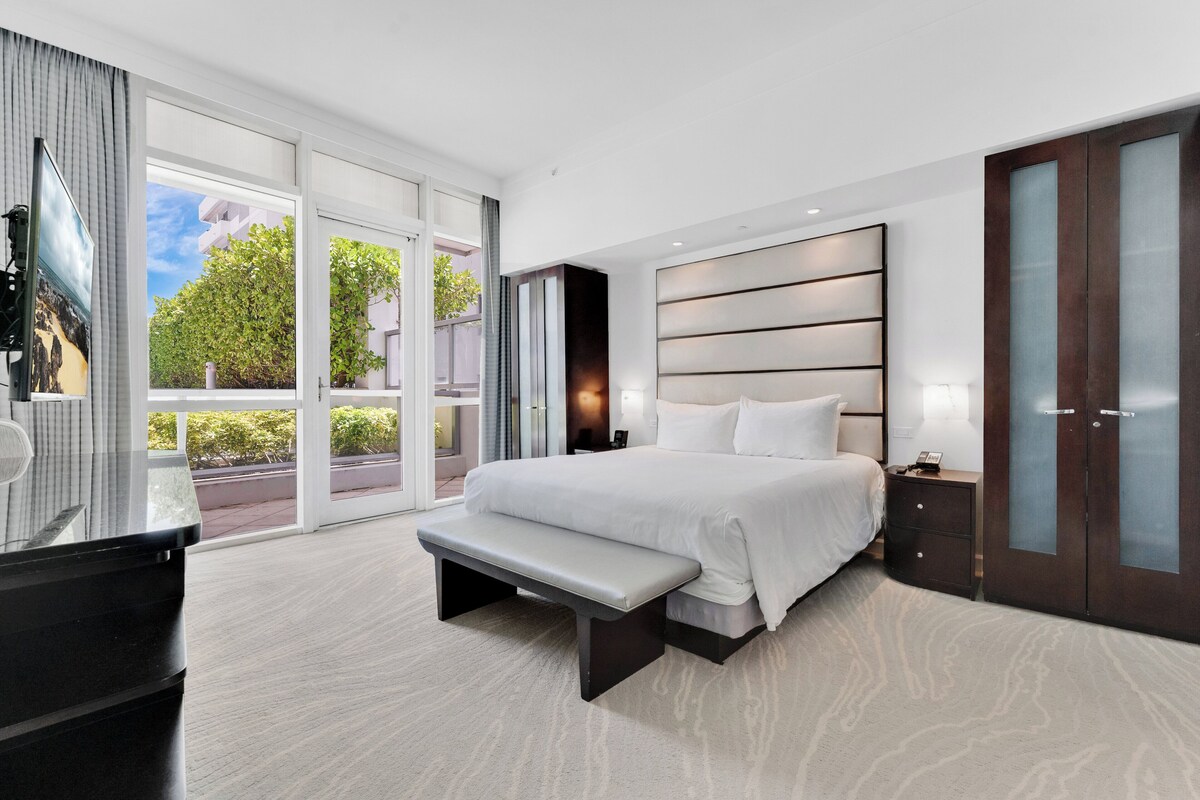 Apartamento superluxo | Ferros/tábuas de passar roupa, Wi-Fi de cortesia, roupa de cama