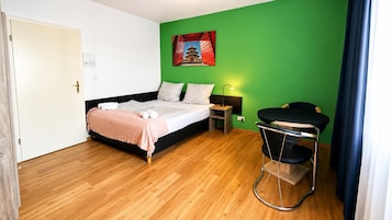 1 quarto, Wi-Fi de cortesia, roupa de cama