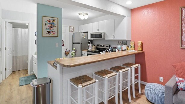 Condo, várias camas (Enchanted Waters) | Cozinha privada