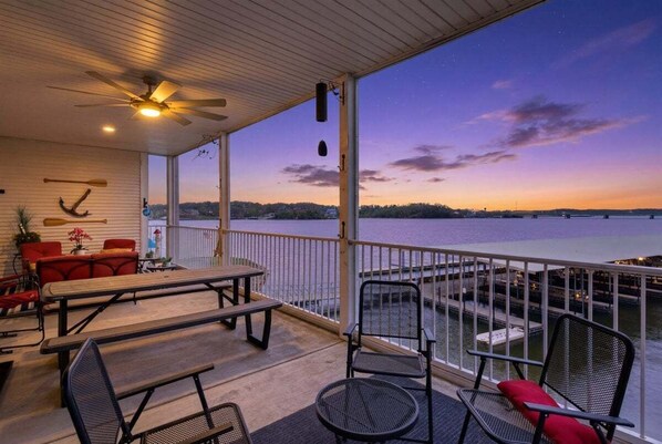 Condo, várias camas (Heron Point) | Vista do quarto