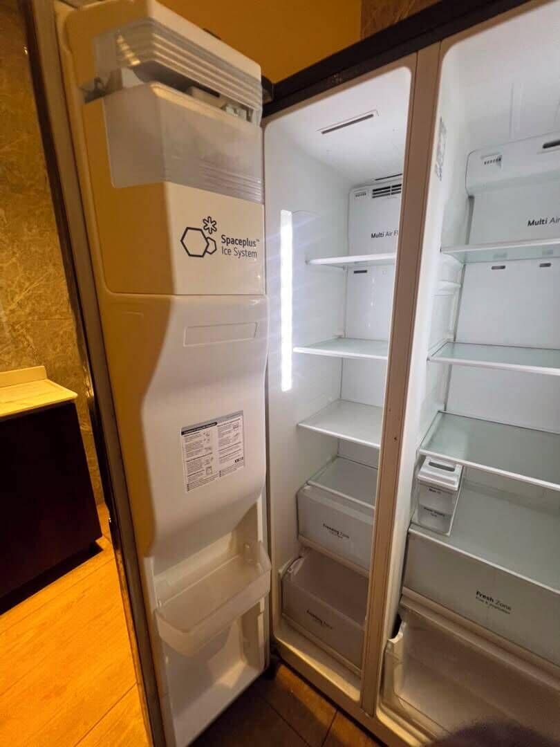 Apartamento Familiar | Cozinha privada | Um frigorífico/congelador grande, um micro-ondas, Congelador 