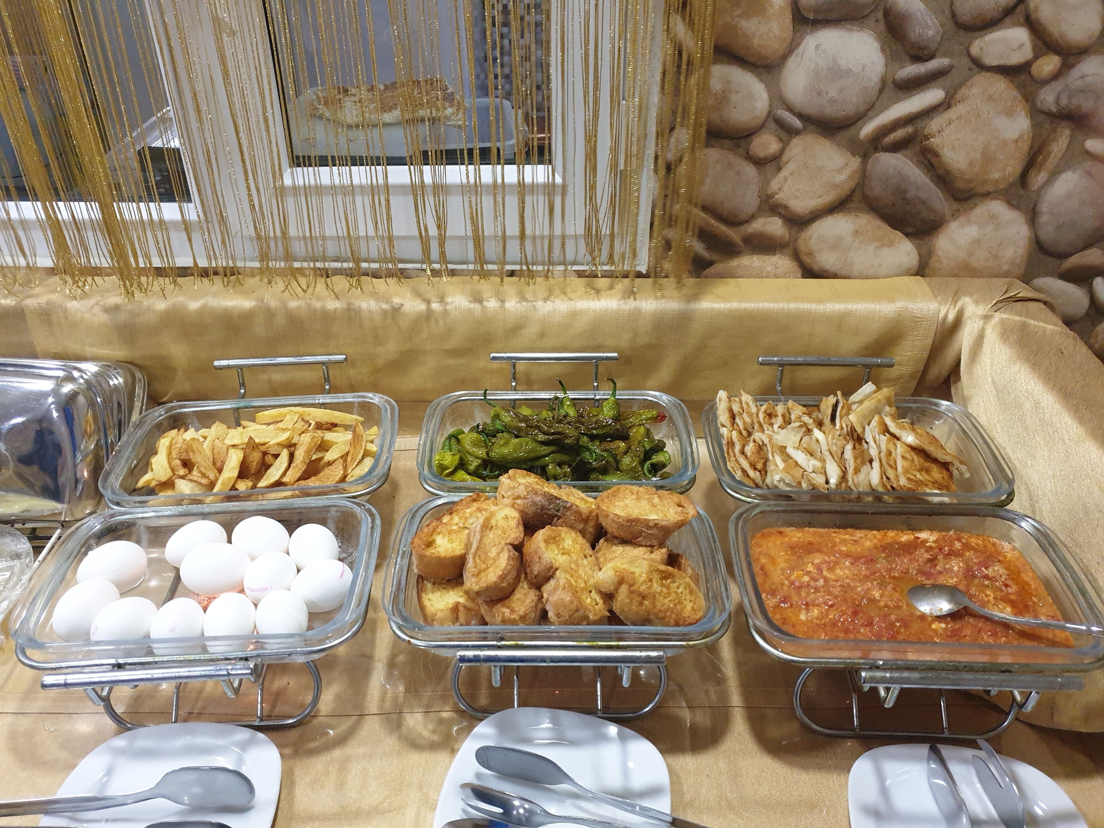Pequeno-almoço tipo buffet diário incluído 
