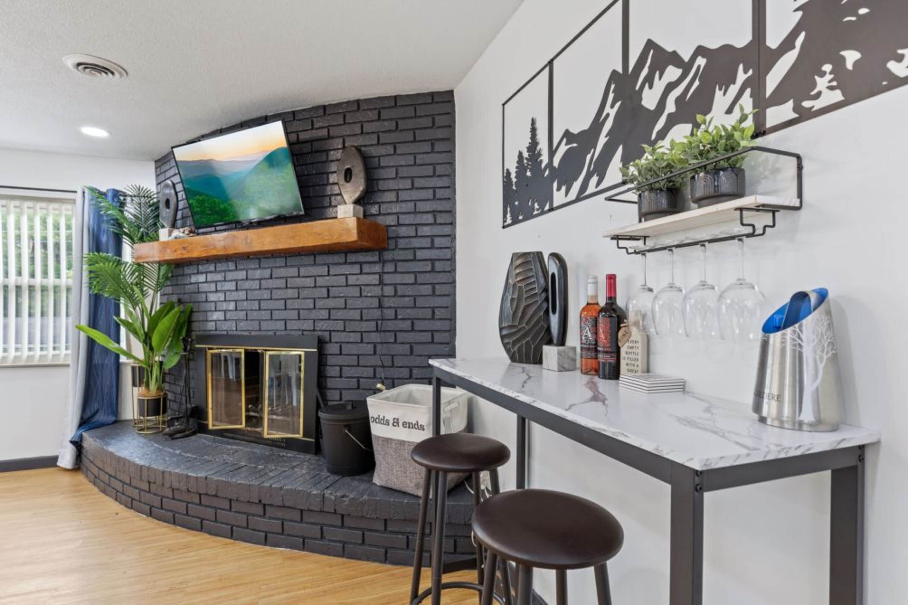 Smart TV de 50 de polegadas com canais digitais, lareira, matraquilhos 