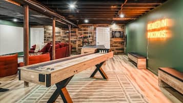 Casa | 6 quartos, internet de alta velocidade