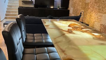 Apartamento, 2 quartos | Interior