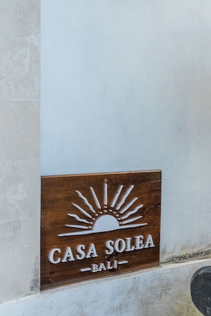 Fachada da propriedade