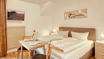 Quarto casal conforto, vista para a montanha | Wi-Fi de cortesia