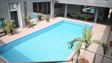 Piscina exterior