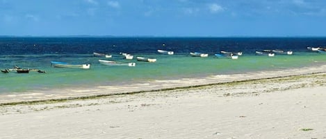Apartamento, 2 quartos, acessível, pátio | Praia