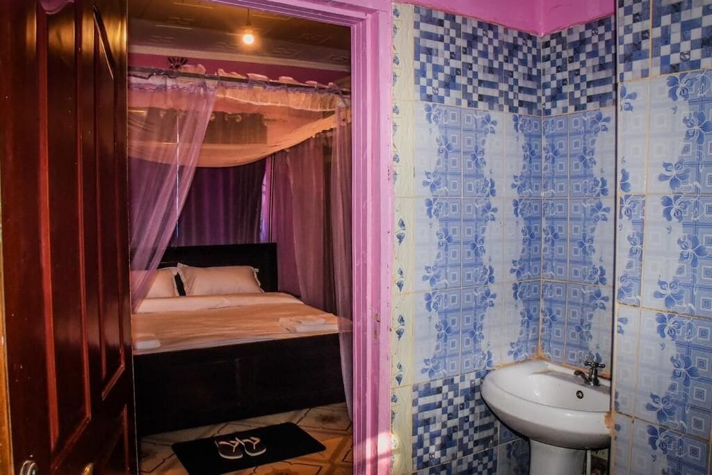 Casa, sacada, vista para o pátio | Escrivaninha, Wi-Fi de cortesia