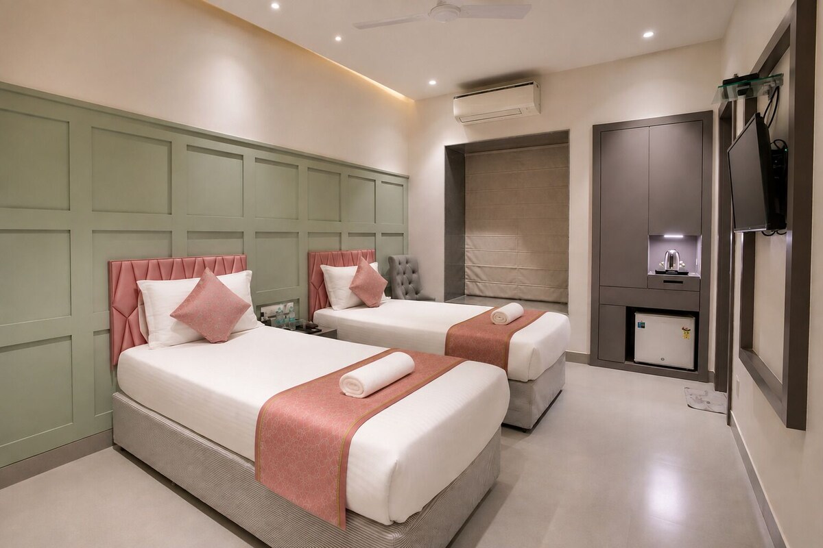 Quarto Twin Deluxe | Roupa de alta qualidade, cortinas/cortinados opacos 