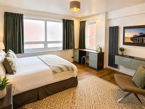 Apartamento superior, 2 quartos, sacada, vista para o mar