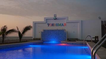 Piscina exterior