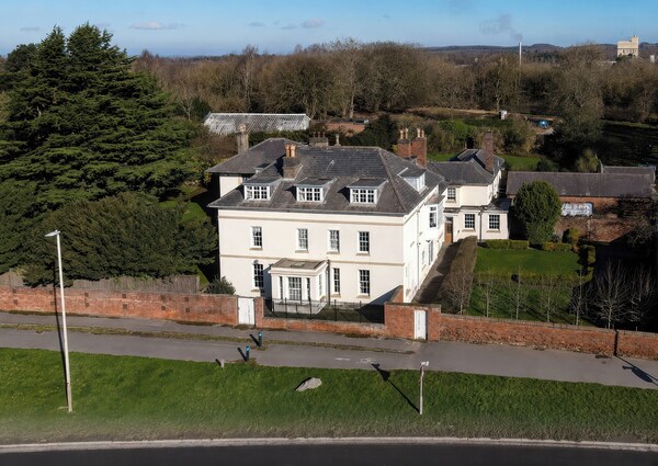 Bardon Hill Manor - Nottinghamshire