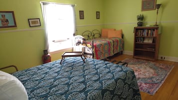 Quarto casal família, vista para a montanha