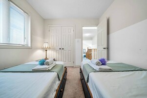 Casa, 4 quartos, lareira | 4 quartos