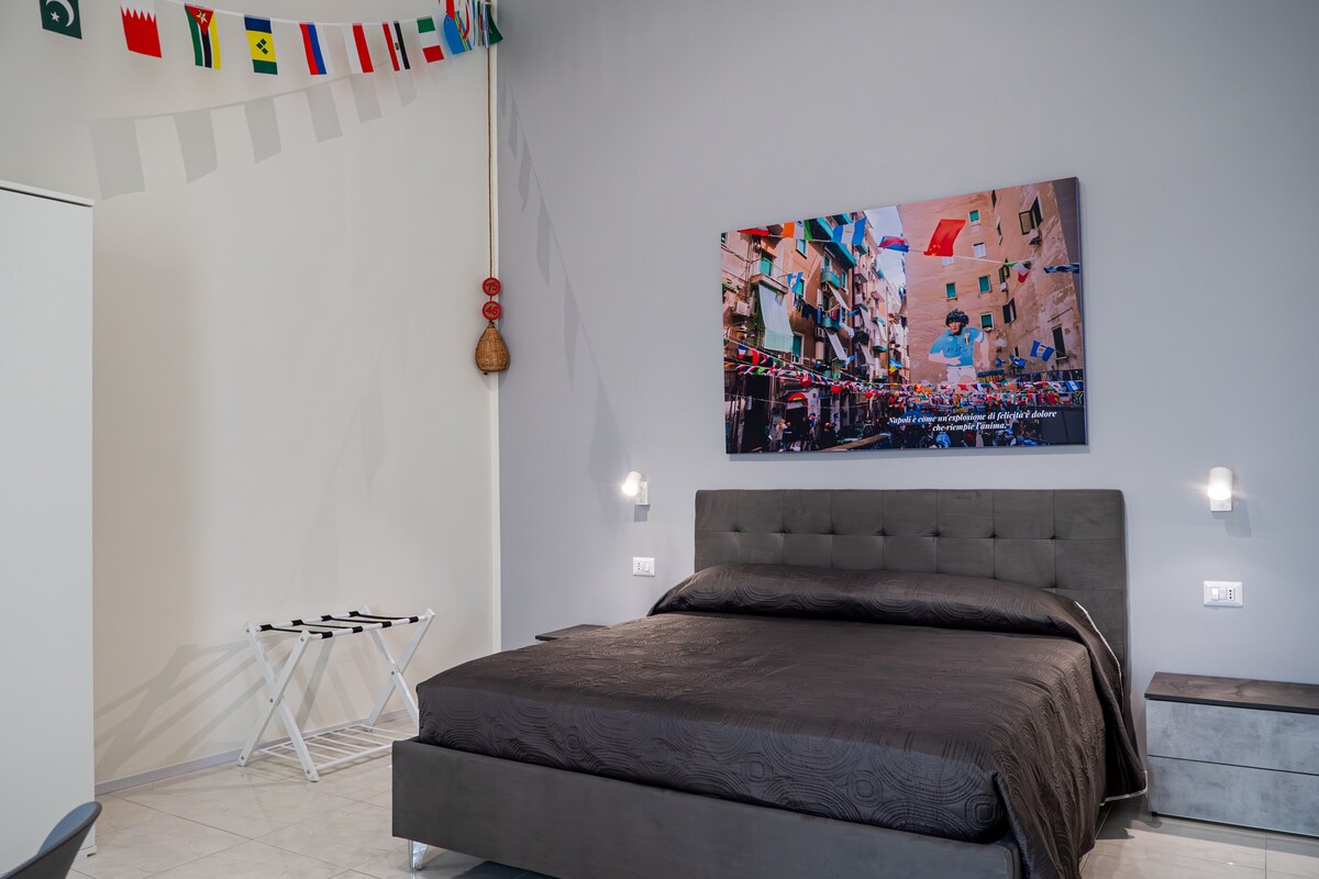 Suite Superior, 2 quartos, varanda, Vista para a cidade (Suite Neapolitan Street) | Roupa de alta qualidade, edredões de penas 