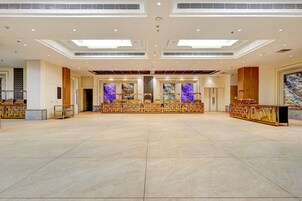 Casa | Lobby