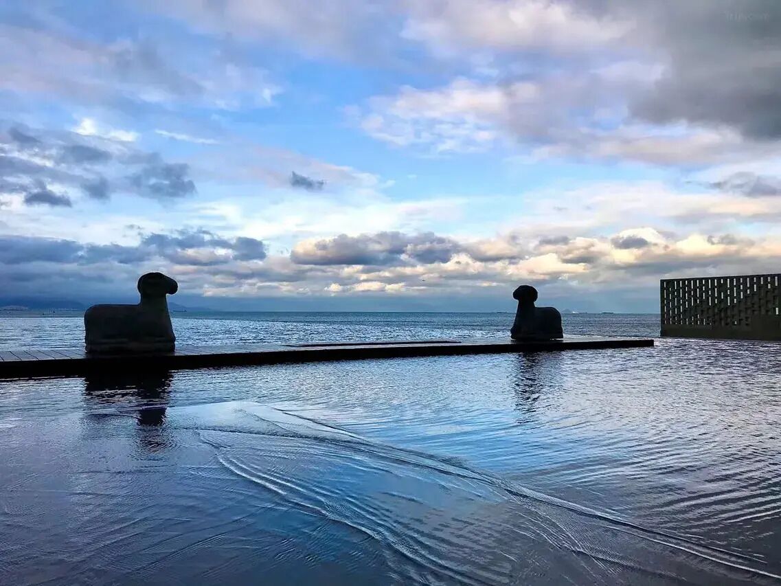 Piscina exterior sazonal 