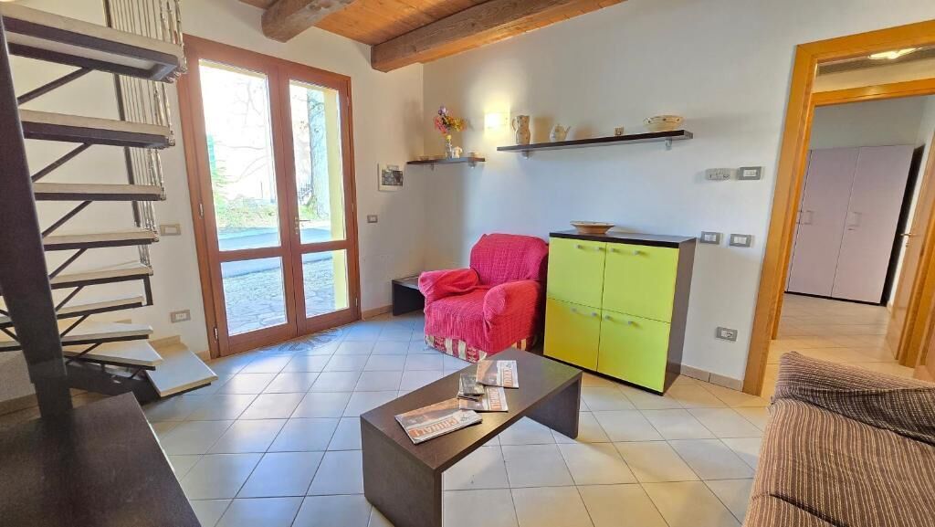 Apartamento, vista para a montanha | Área de estar