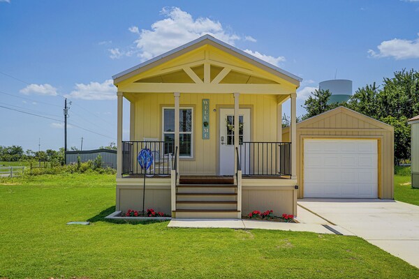 Tiny Home Retreat Close To Lake Granbury - 텍사스