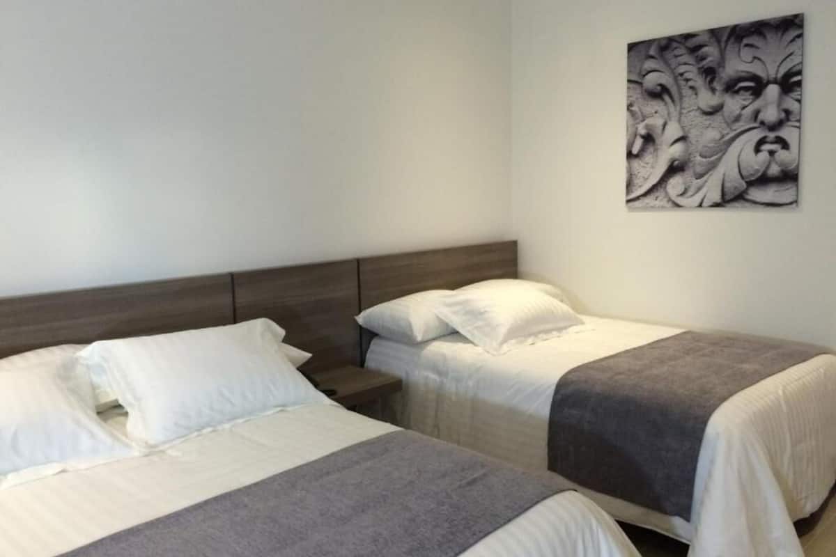 Cofre no quarto, quartos insonorizados, Wi-fi grátis