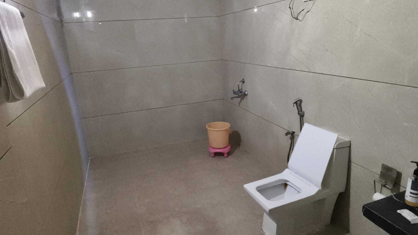 Barraca superluxo, sacada, vista para o resort | Banheiro | Chuveiro, toalhas de banho
