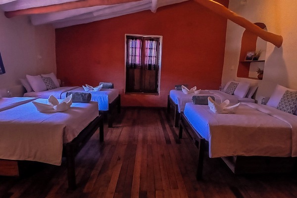 Quarto Quádruplo Deluxe, vista para a montanha | Spa | Massagens de pedras quentes, massagens musculares profundas