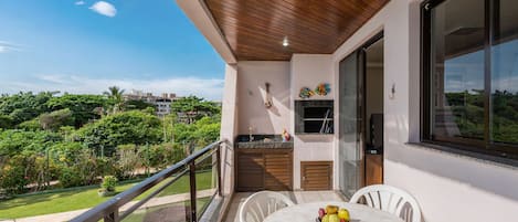 Apartamento básico | Opções para refeição ao ar livre