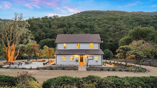 8 Mile House By Avantstay Historic 1877 Ranch + Party Barn Wine Country - Avila Beach, CA