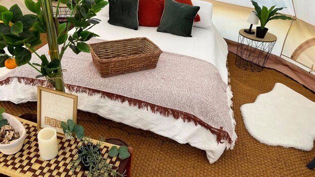 1 quarto, Wi-Fi de cortesia, roupa de cama